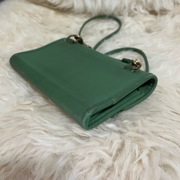 Coach | Bags | Vintage Coach Envelope Swing Wallet Crossbody Bag Clutch ...